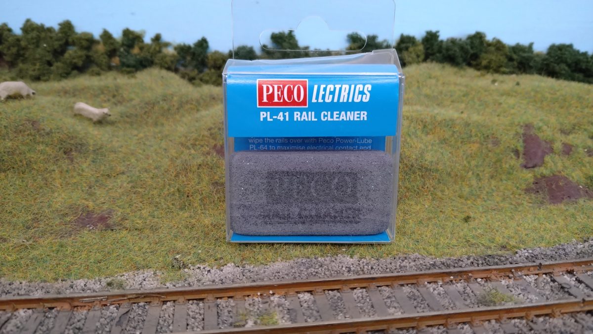 PL41 PECO RAIL CLEANING TRACK RUBBER – Sawyer Models