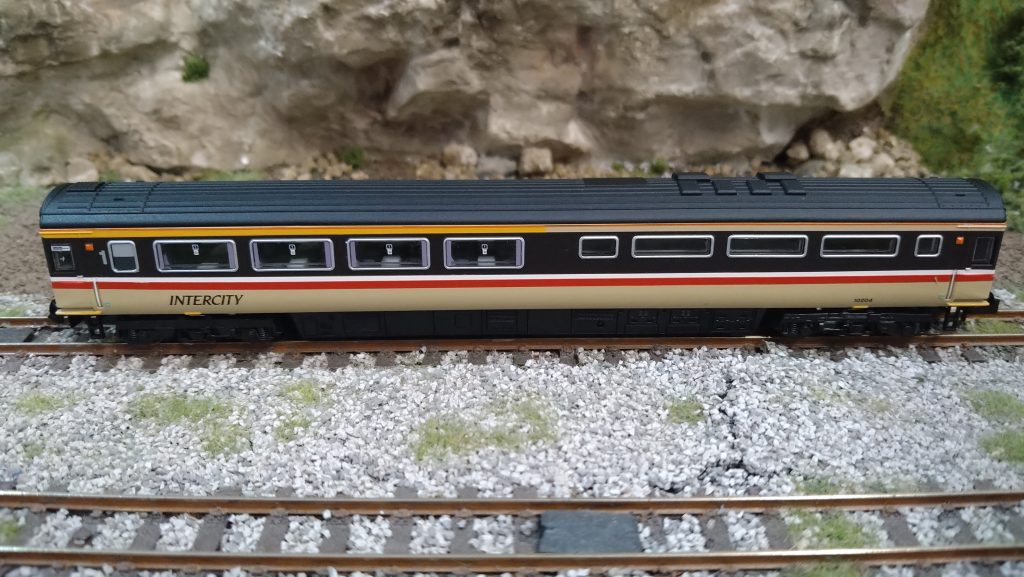 2P-009-150 DAPOL BR INTERCITY SWALLOW LOCO HAULED MK3 FIRST BUFFET ...